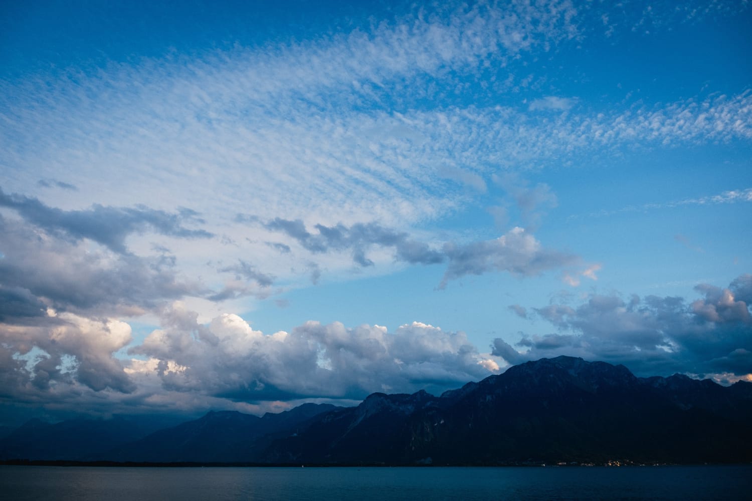 Vibrant Turquoise – Moroccan Corridor®